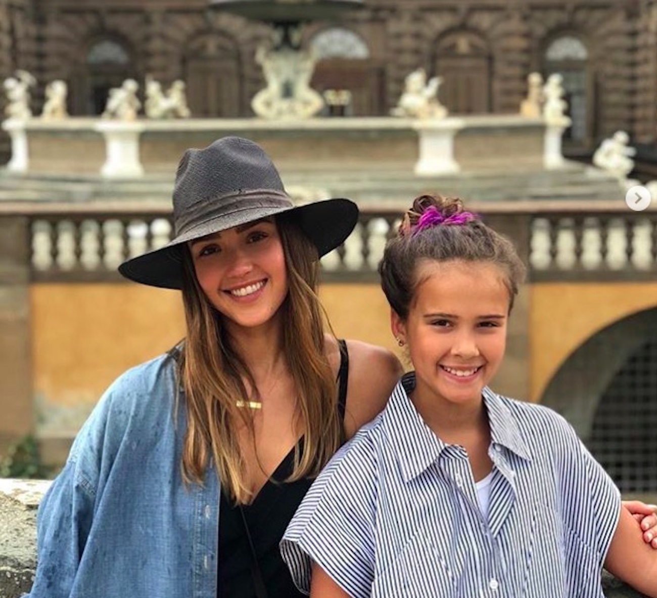 Jessica Alba and her daughter visited Florence | Florence Daily News
