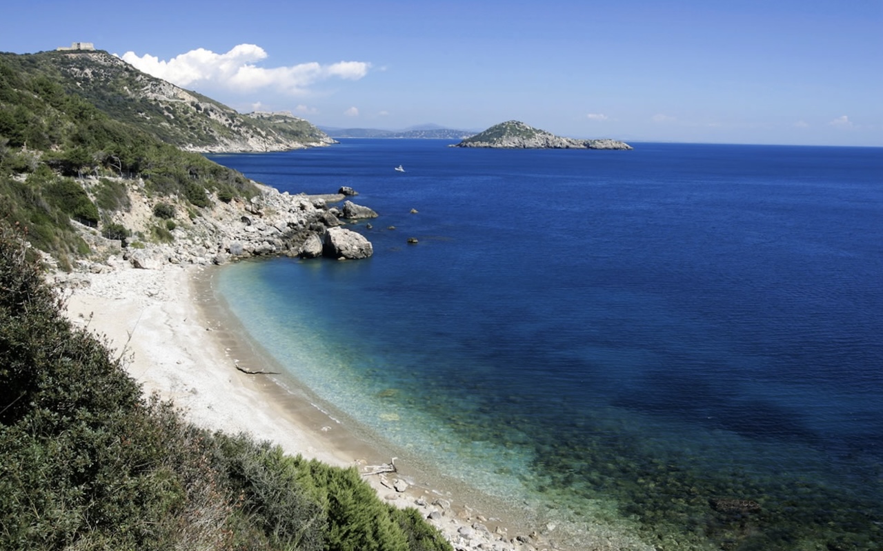 Tuscany gains a new Blue Flag as Italy’s seaside awards rise to 257 ...